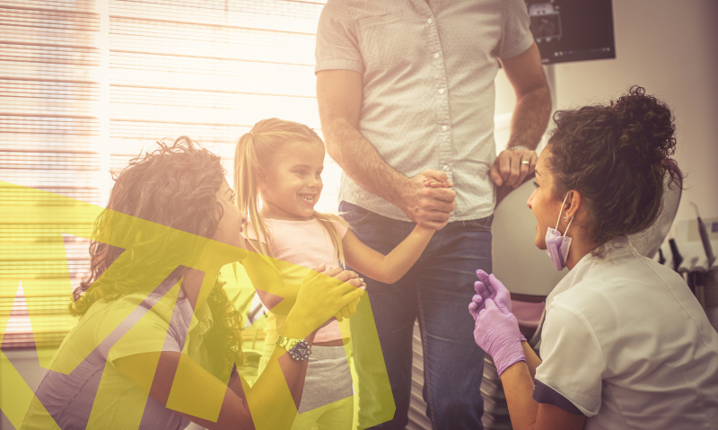 How Do Dentists Decide If Baby Teeth Need to Be Pulled?